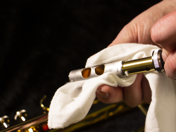 How to apply Champion Valve Oil